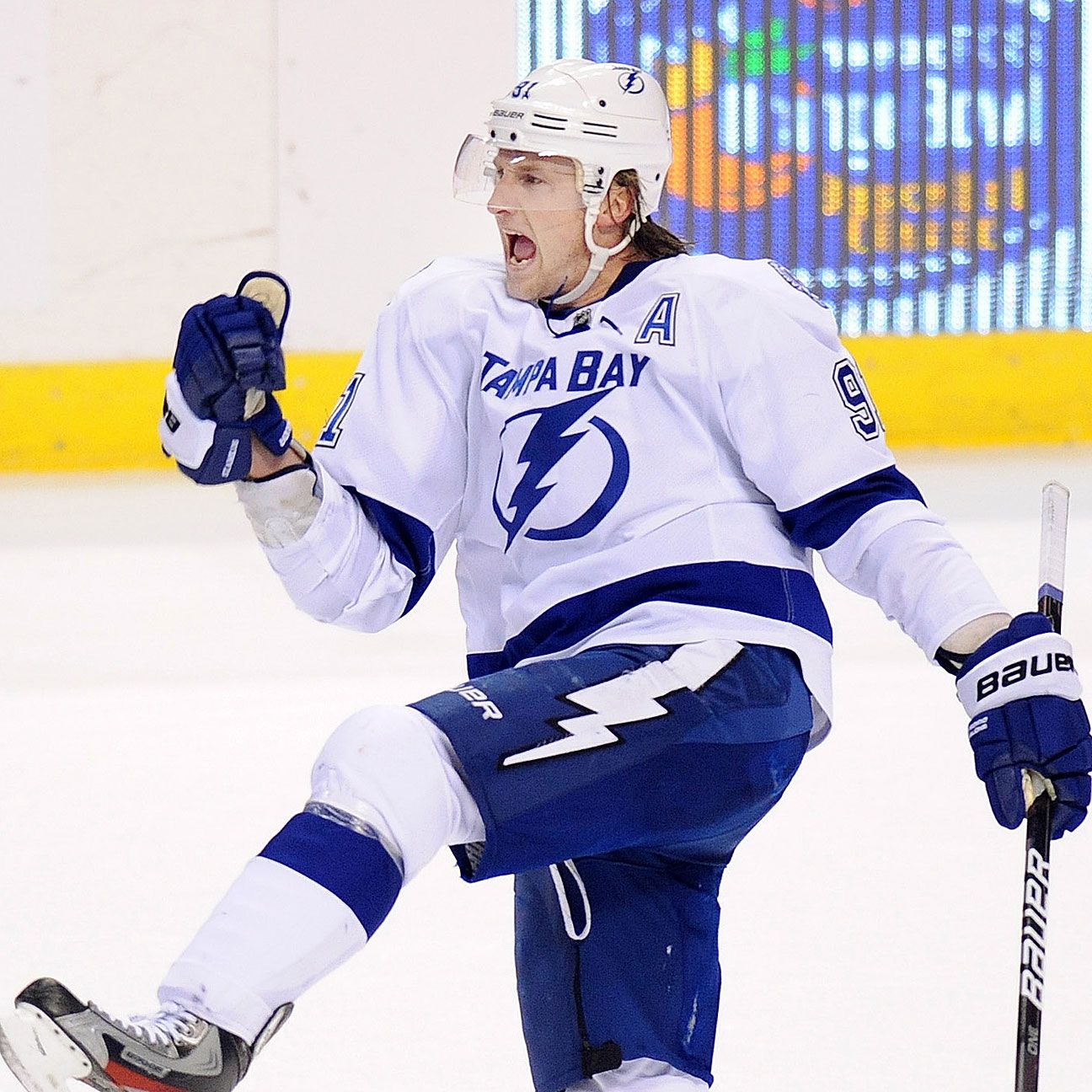Steven Stamkos Of Tampa Bay Lightning Back On Ice Continues To Target