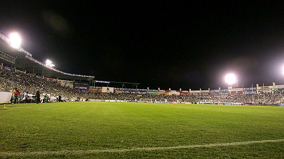 Reforzarán medidas en el 'Corona'