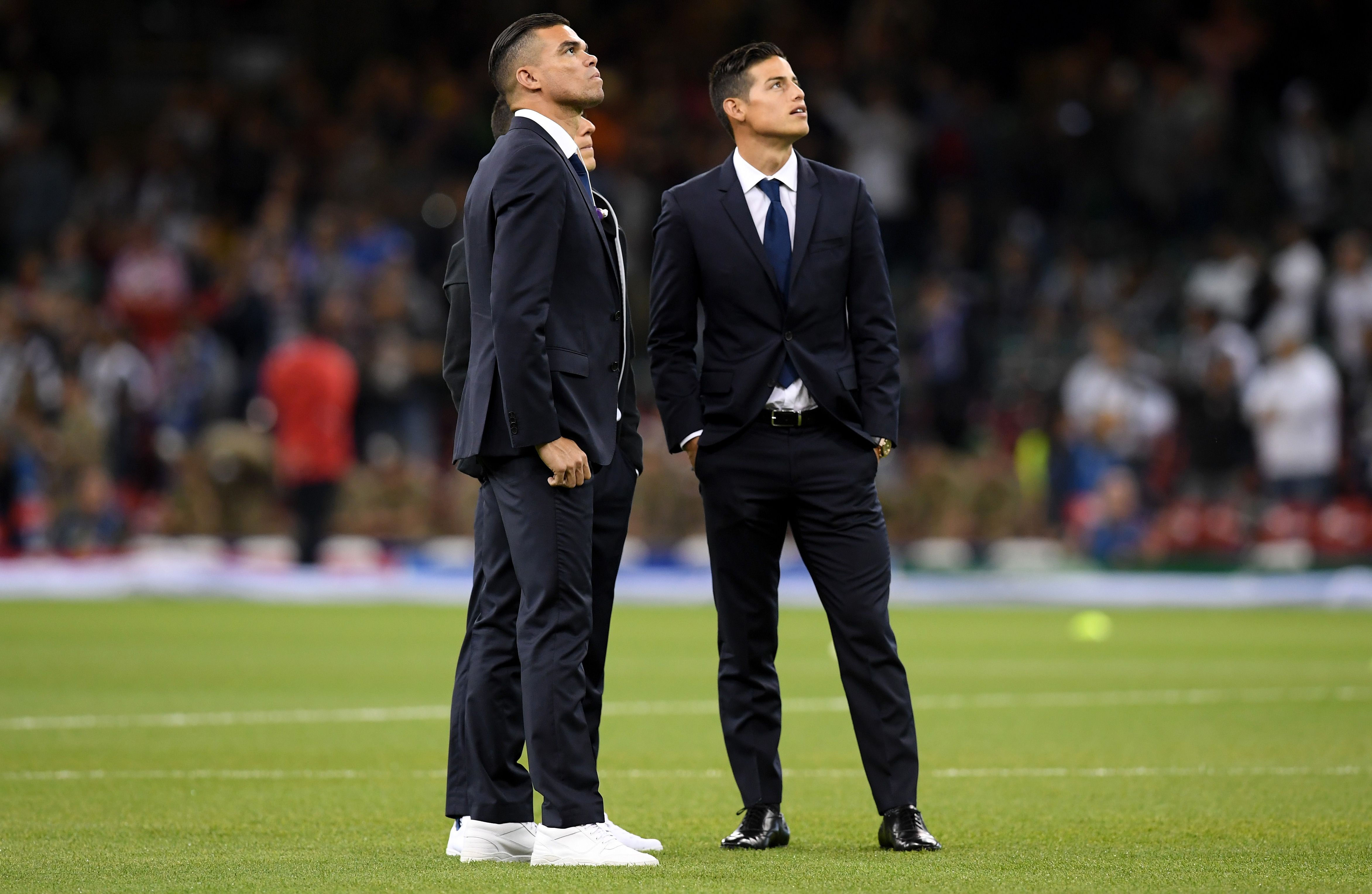 James y Pepe se despen del Madrid desde el palco