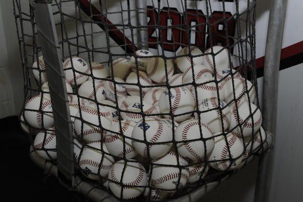 Pennsylvania CF robs home run in Junior League championship game - ESPN