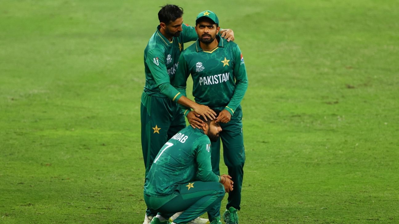 Babar Azam pinpoints crucial dropped catch as Pakistan rue their missed ...