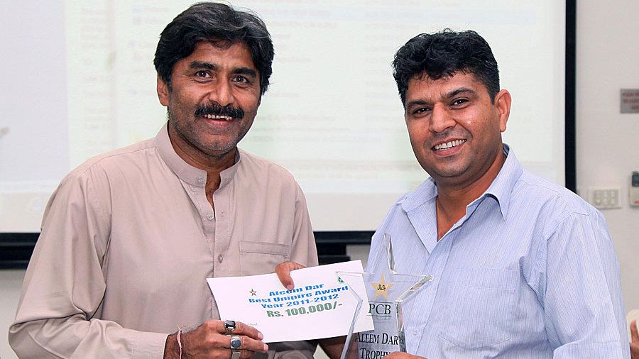 Umpire Ahsan Raza honoured by PCB | ESPN.com