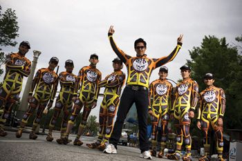 IN THIS ISSUE: IT'S TIME FOR THE DEVIL SALUTE, DUDE - ESPN