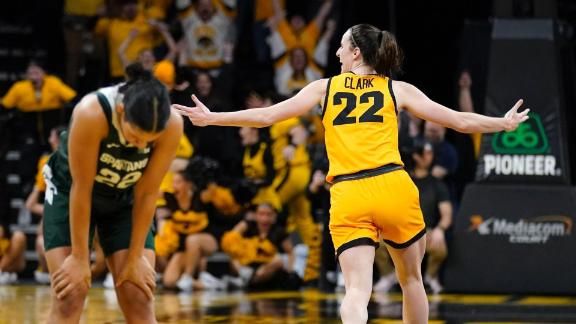 Caitlin Clark con el triple ganador desde larga distancia para Iowa ...