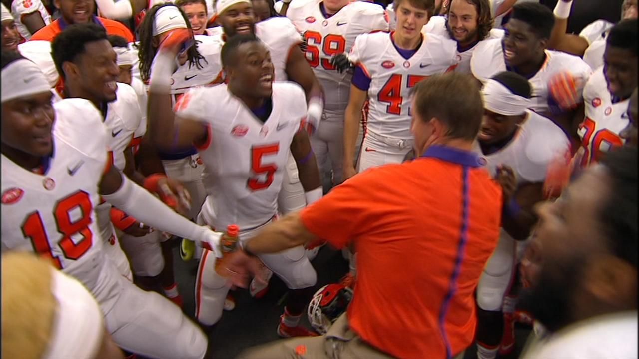 Dabo dances with his squad - ESPN Video