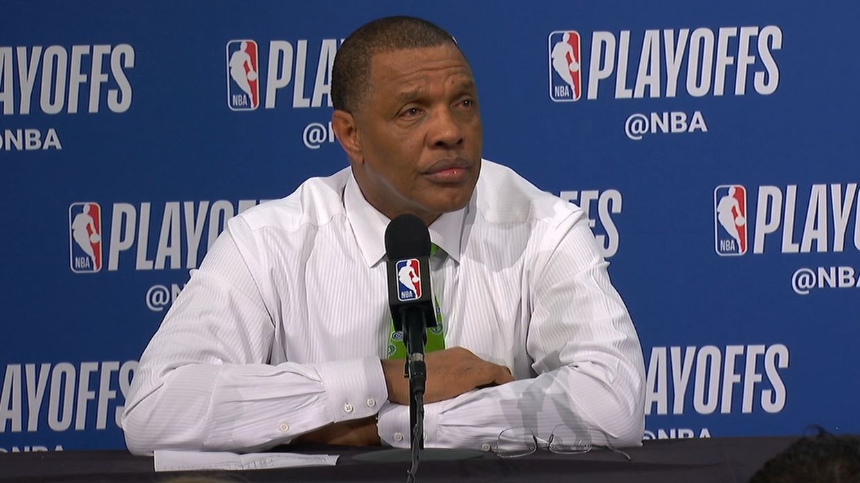 Gentry on minutes '65-year-old' in Cleveland plays all game - ESPN Video