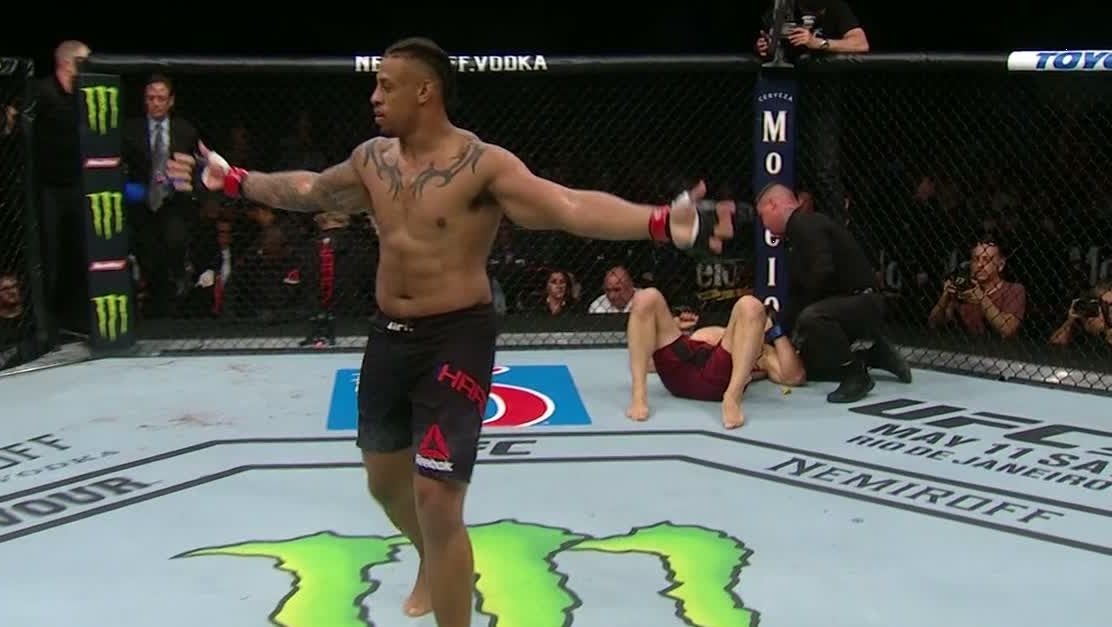 Hardy gets first UFC win - ESPN Video