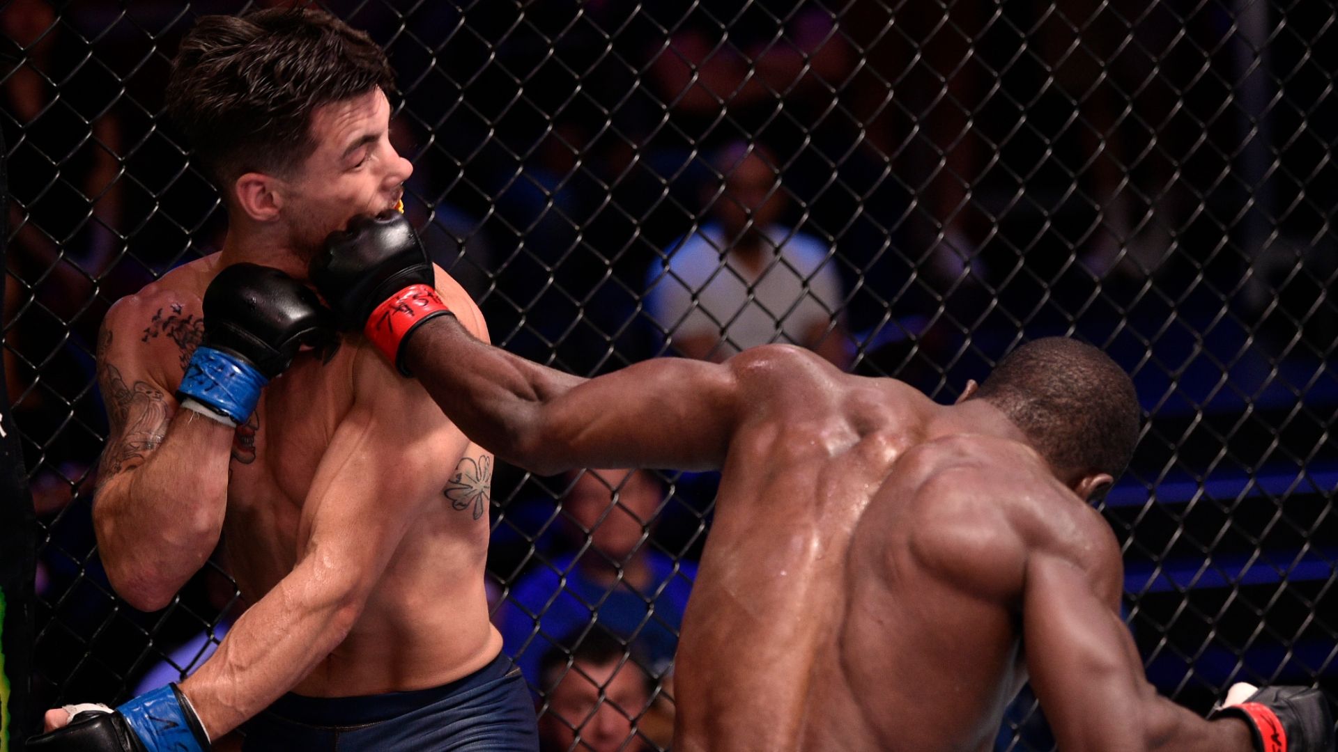 Joseph nails Perrin with a powerful left hand - ESPN Video