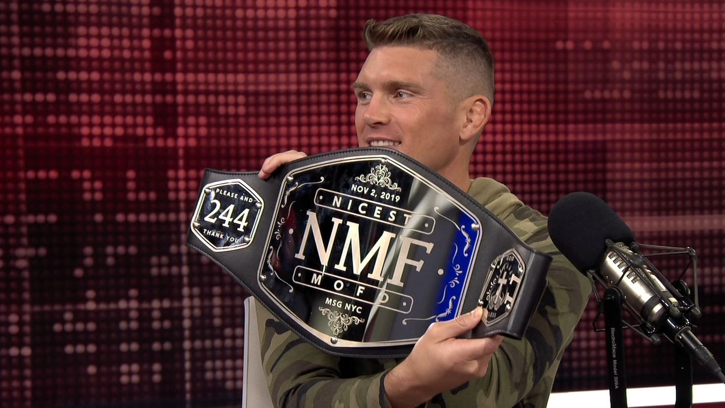Thompson presented NMF belt - ESPN Video