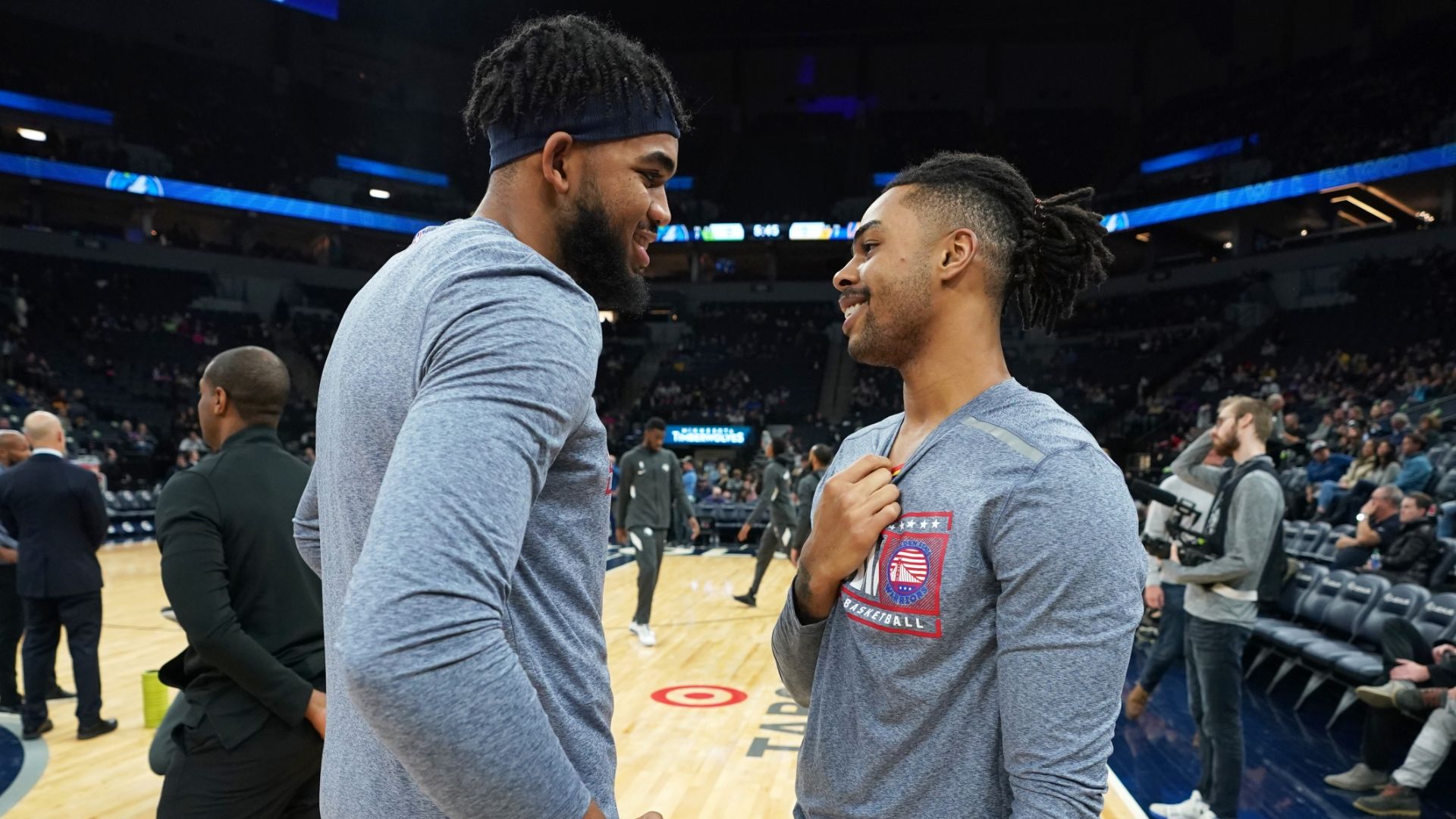 KAT, D-Lo finally teammates after blockbuster trade - ESPN Video