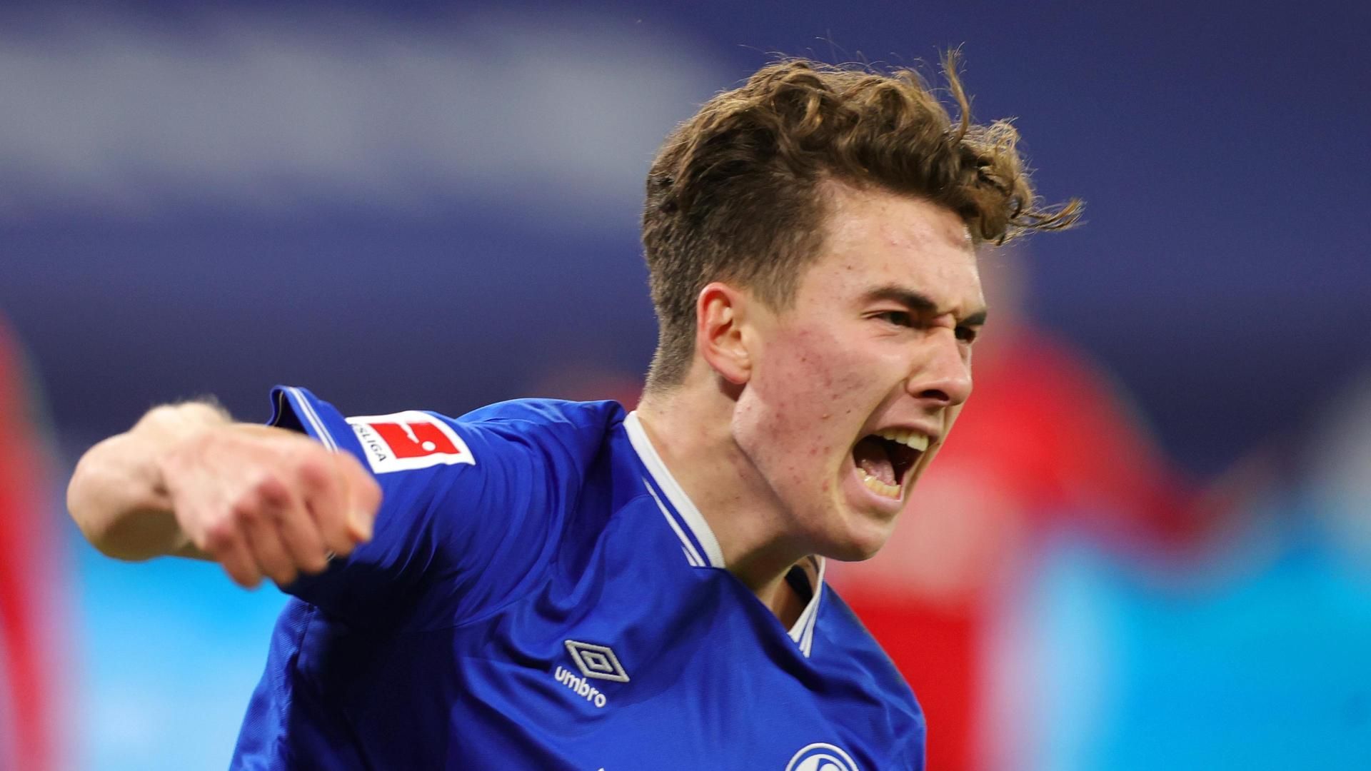 Matthew Hoppe continues goal streak to bring Schalke level - ESPN Video