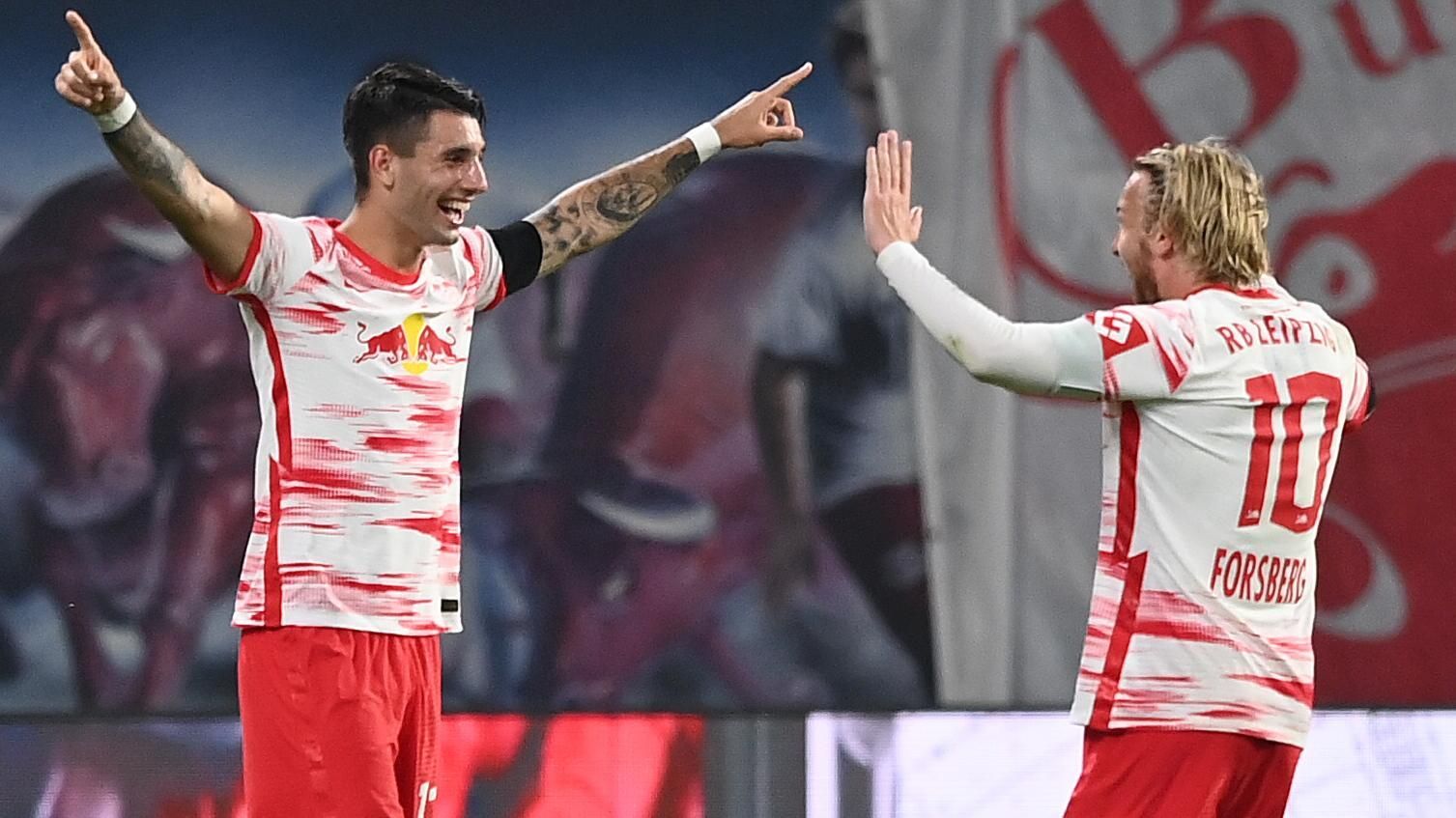 Leipzig leads 3-0 after Szoboszlai's free kick surprises goalkeeper ...