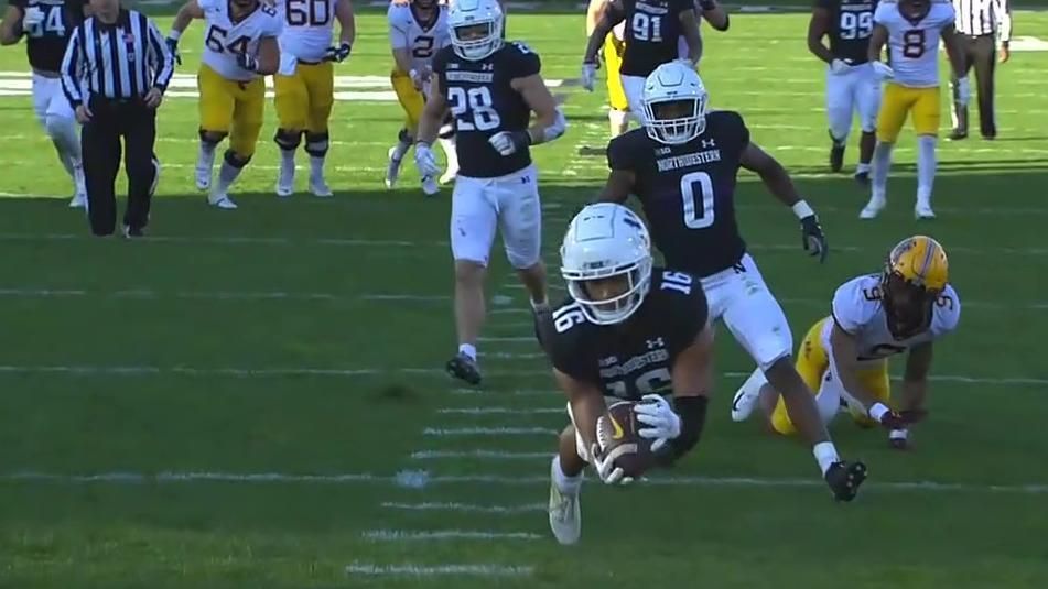 Brandon Joseph dives to make incredible interception - ESPN Video