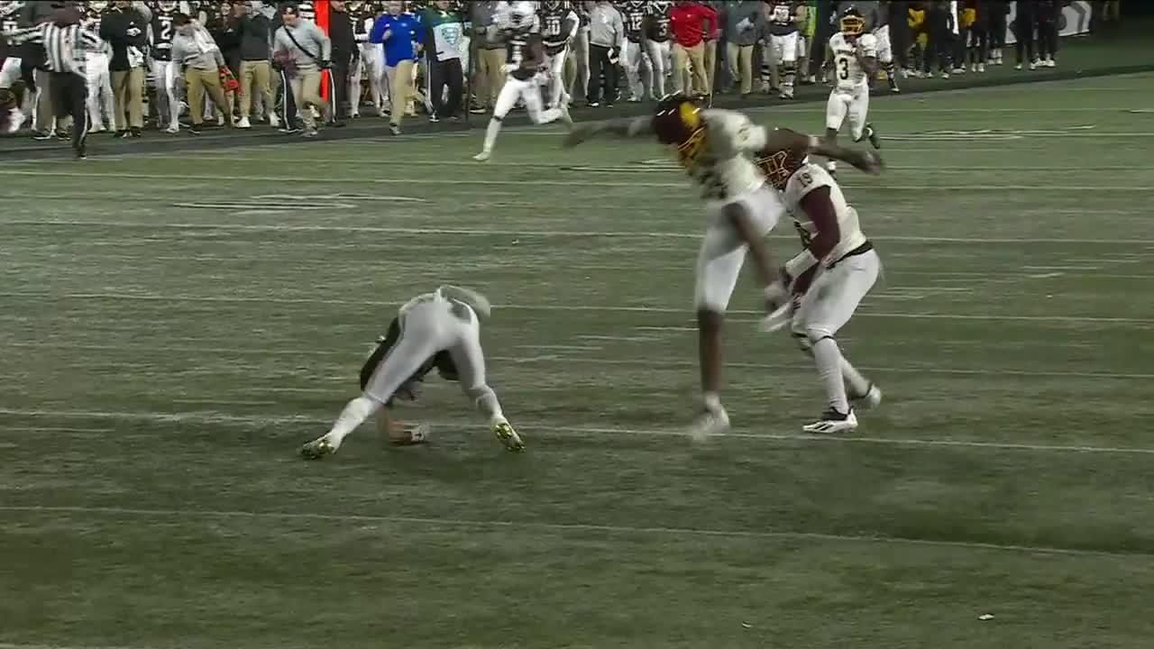 Jaylen Hall hauls in 50-yard snag vs. Central Michigan - ESPN Video