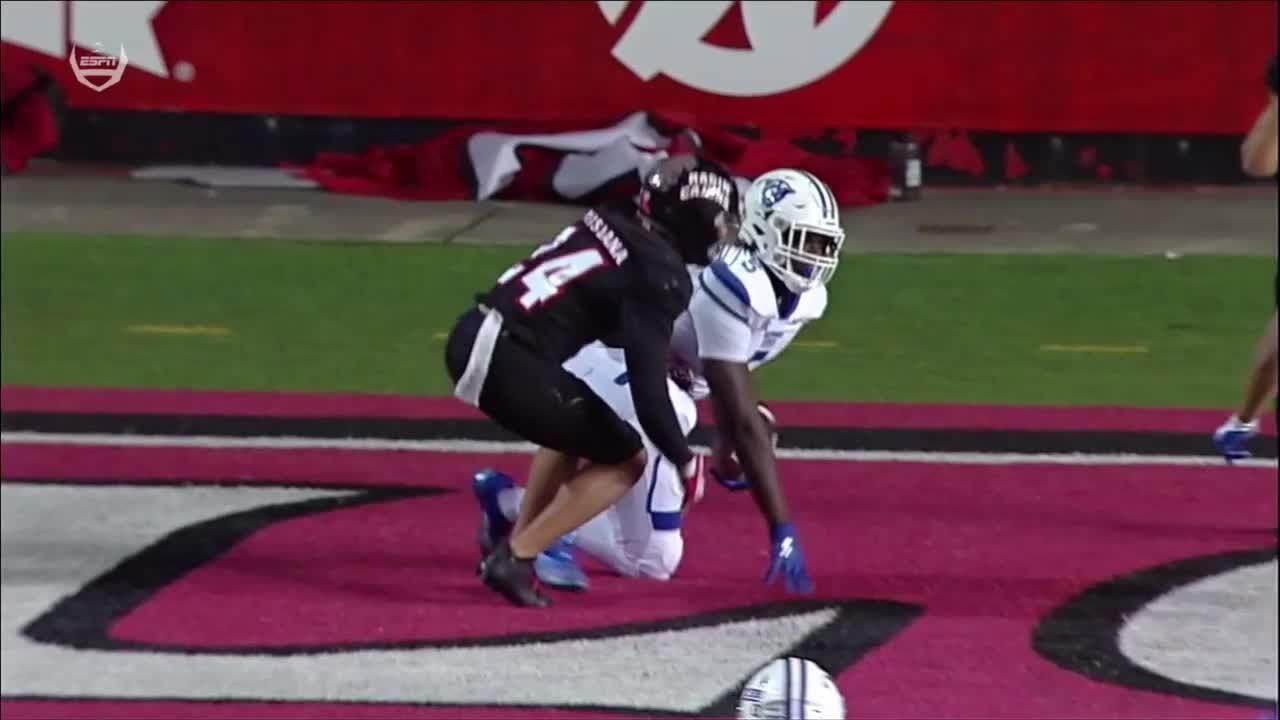 Roger Carter finds the seam for the first TD of the game - ESPN Video