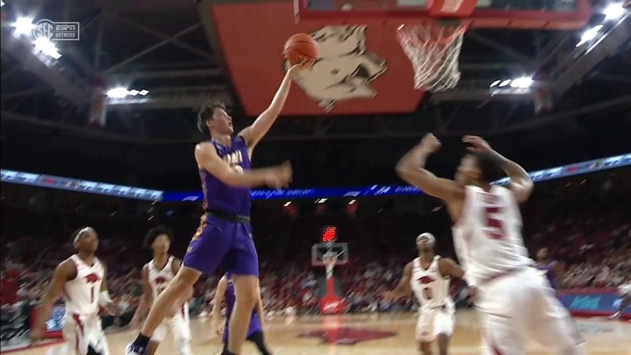 Cole Henry makes a nice pass for a bucket - ESPN Video