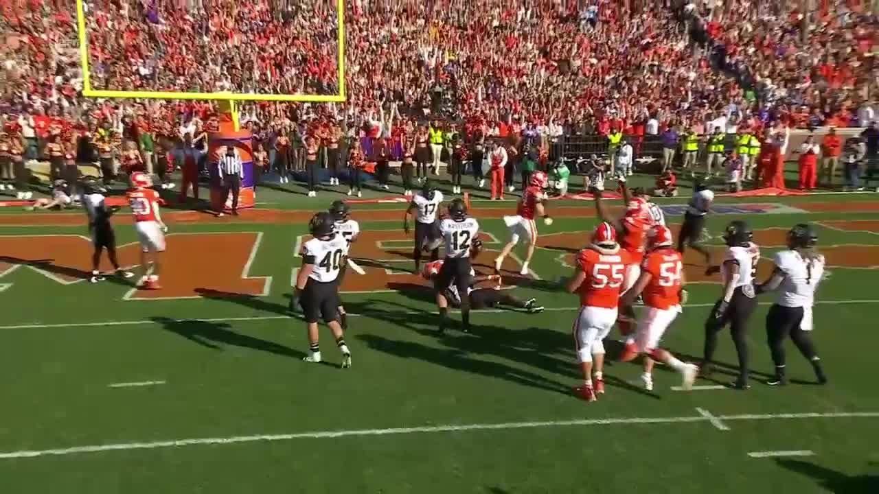 Kobe Pace crosses goal-line for 8-yard rushing TD - ESPN Video