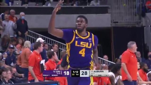 Days hits spinning 3-ball to beat the shot clock for LSU - ESPN Video