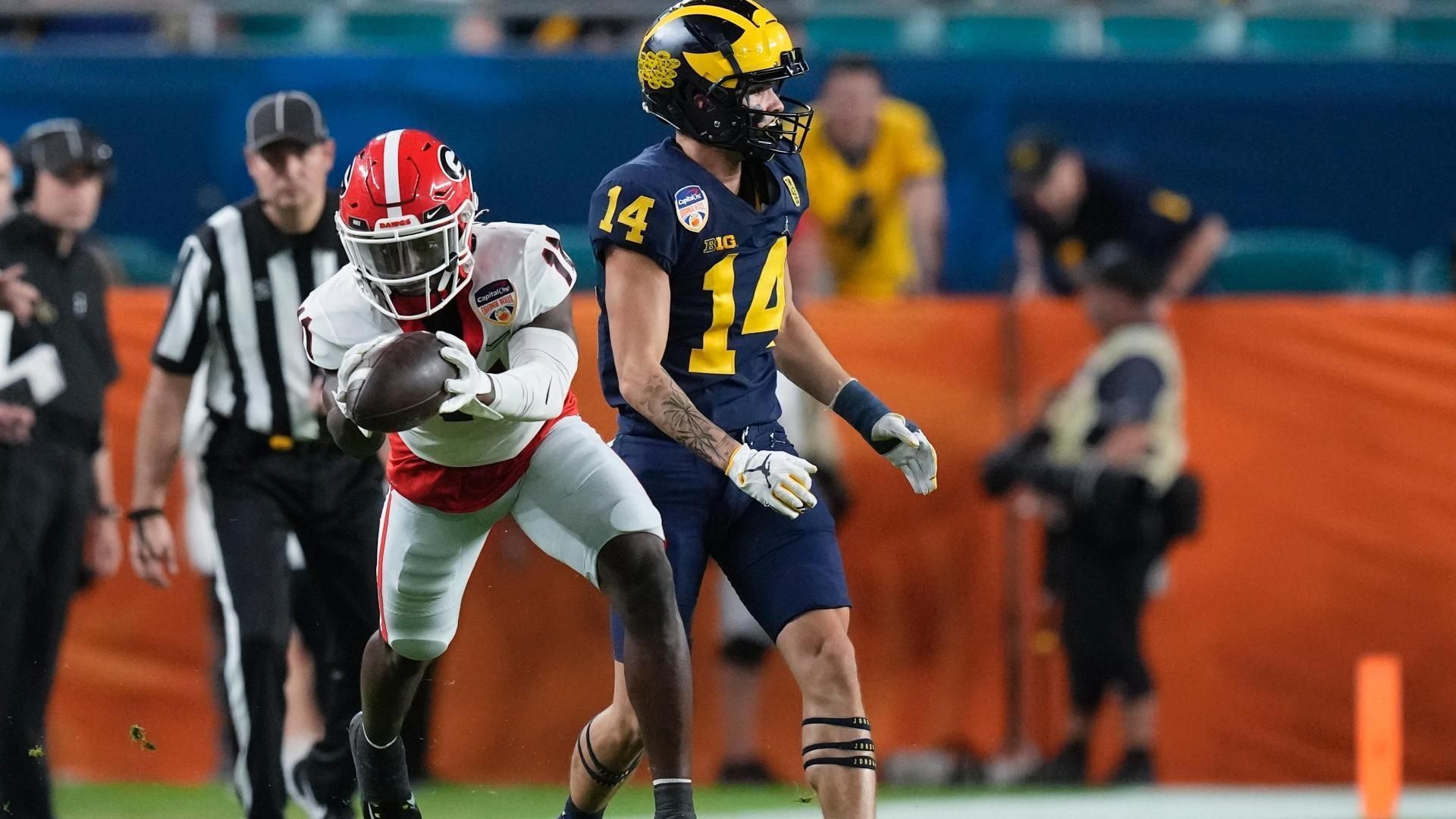 Georgia's defense grabs INT just before halftime - ESPN Video