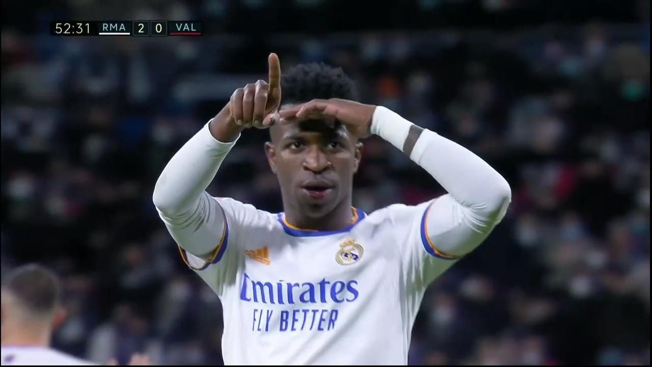 Vinicius Jr. slots one past the keeper to double Real Madrid's lead ...