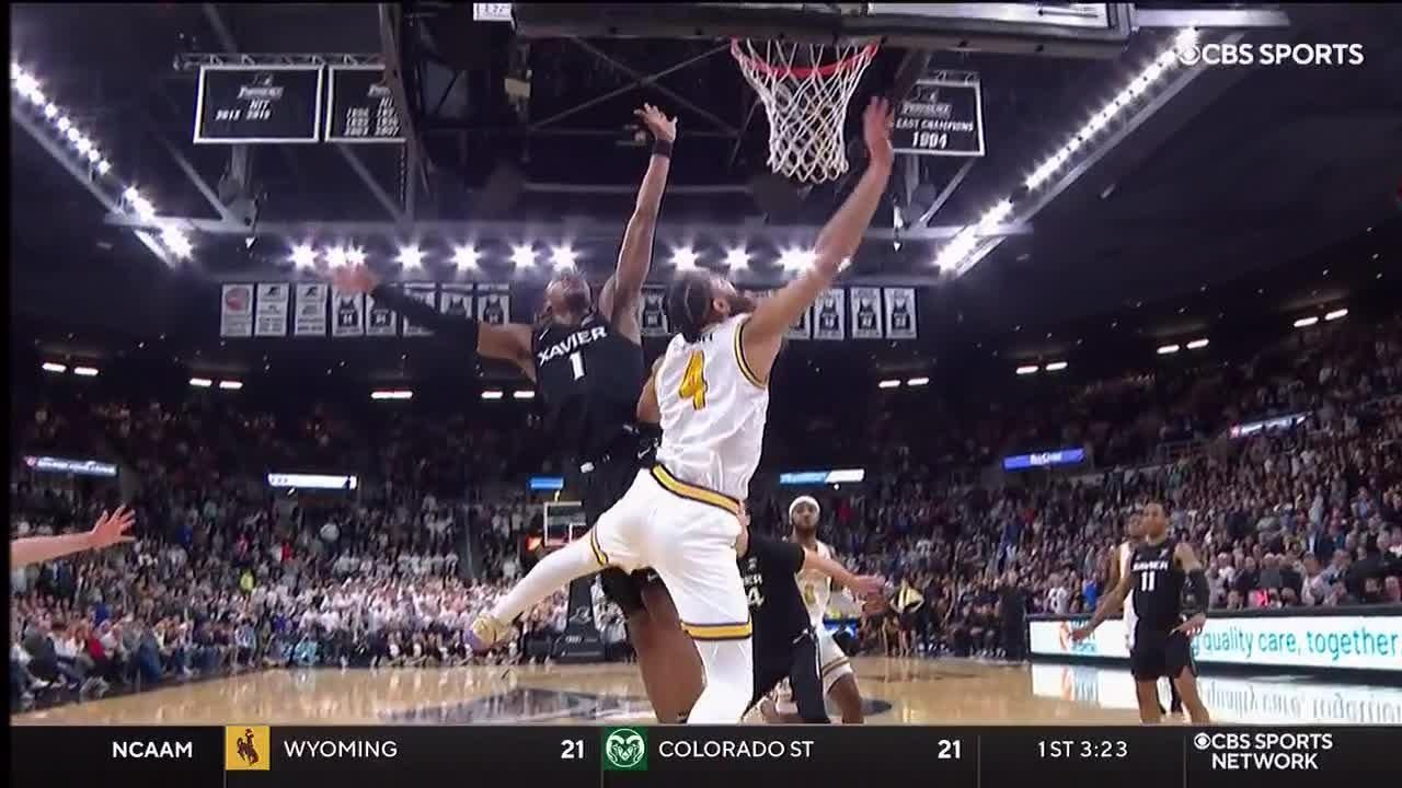 Jared Bynum makes a thunderous drive to the basket for the and-1 - ESPN ...