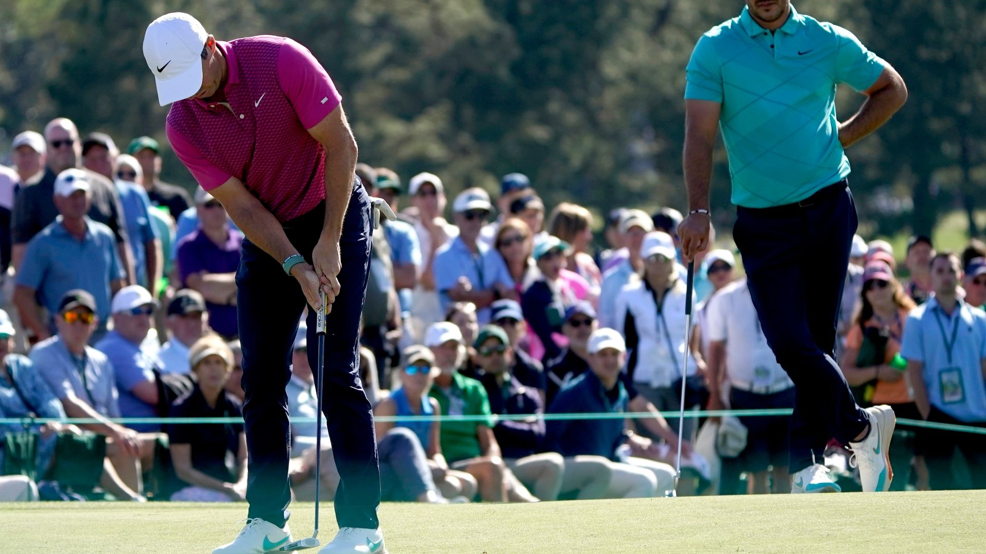 Rory pulls one under after long birdie putt - ESPN Video