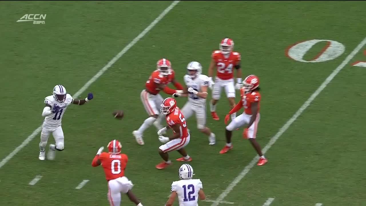 Fred Davis II makes timely pick vs. Furman Paladins - ESPN Video