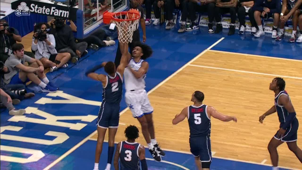 Jacob Toppin surges to the rim for the impressive putback bucket - ESPN ...