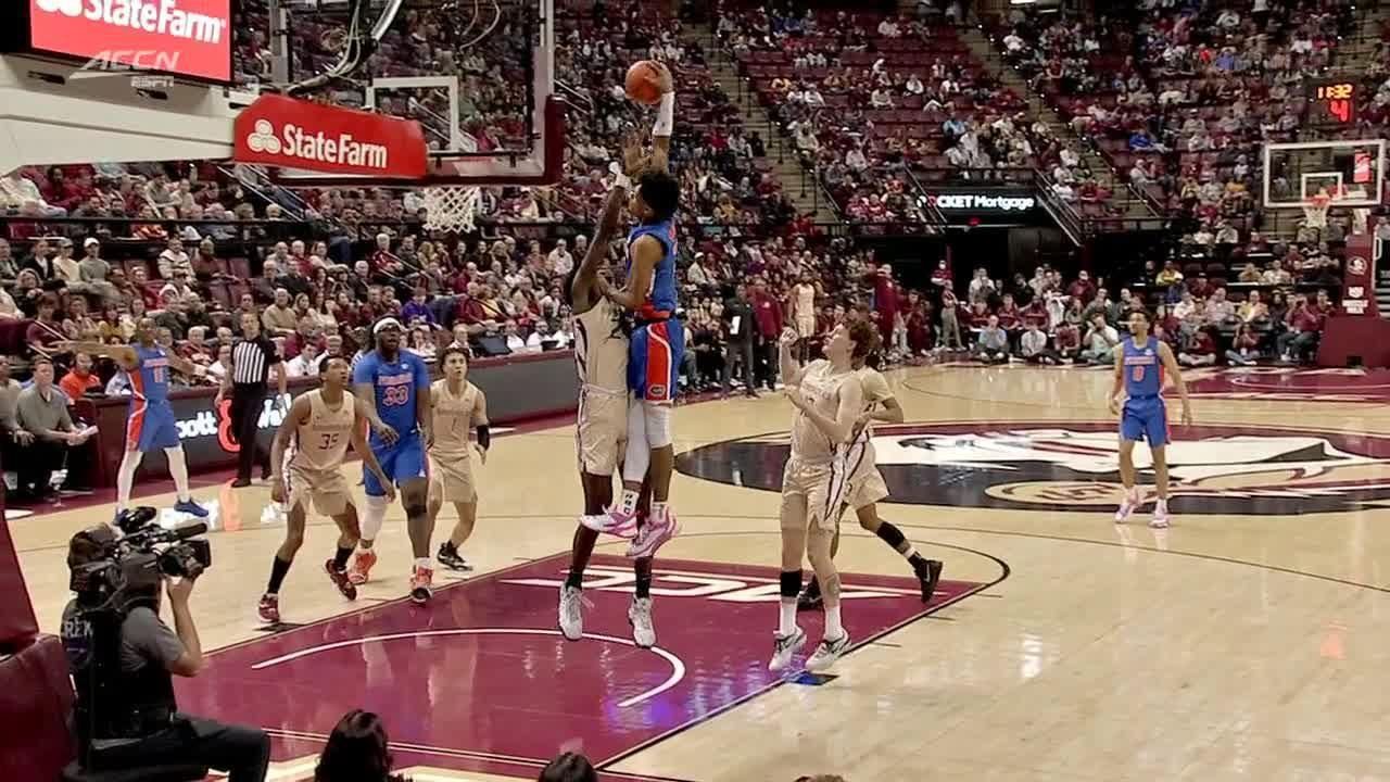 Alex Fudge takes flight on posterizing dunk for Gators - ESPN Video
