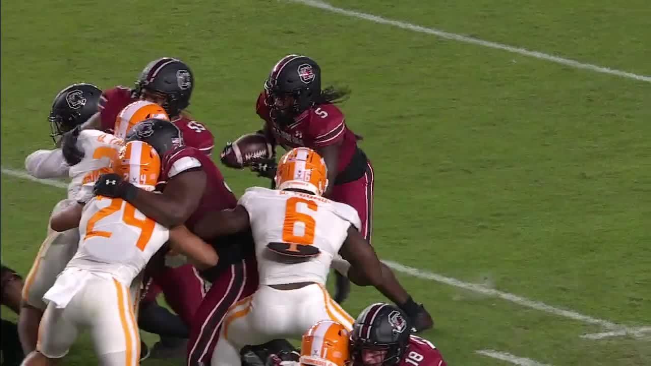 Dakereon Joyner falls into the end zone for a TD - ESPN Video