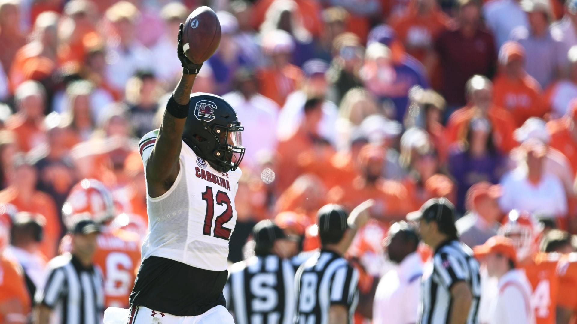 Clemson trickery backfires with fumble recovered by South Carolina ...