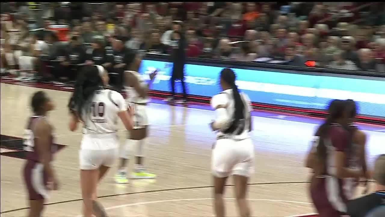 Sania Feagin makes the nice jump shot against the Texas A&M Aggies ...