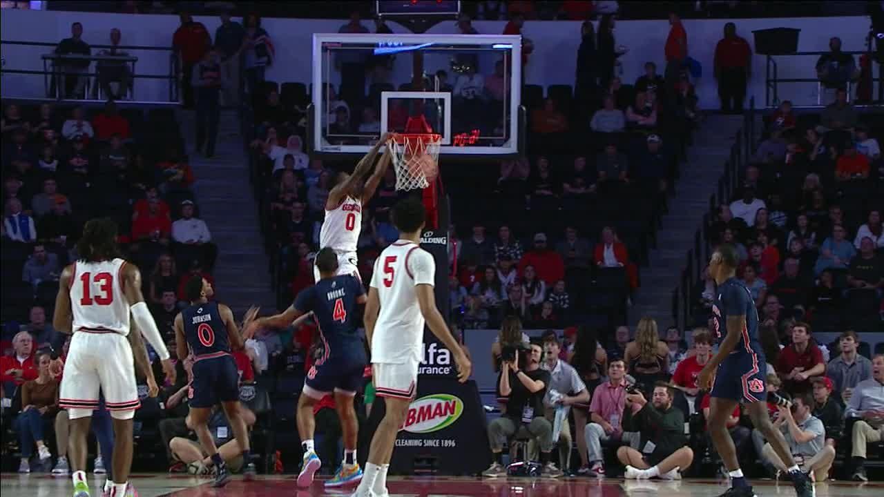 This slam dunk from Terry Roberts was too nice - ESPN Video