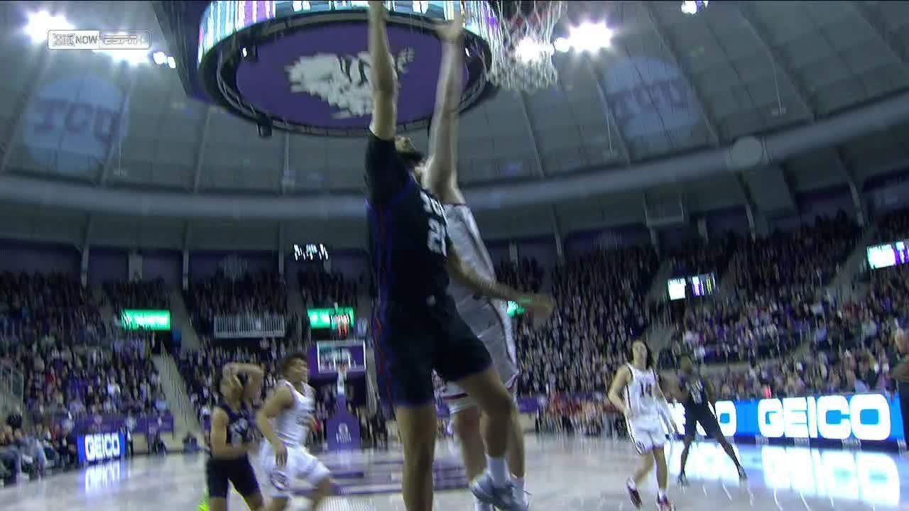 Damion Baugh makes a sweet pass - ESPN Video