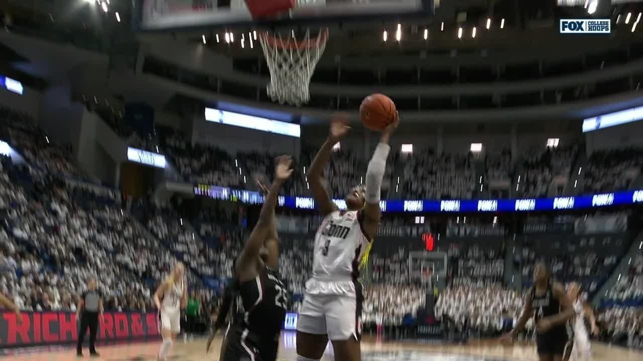 Aaliyah Edwards' basket pulls UConn within 5 - ESPN Video
