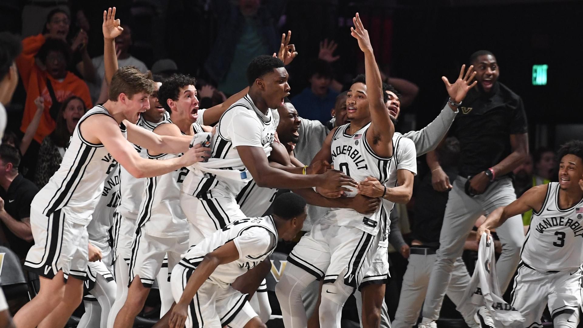 Vandy drains 3 at buzzer to knock off Tennessee, fans storm the court ...
