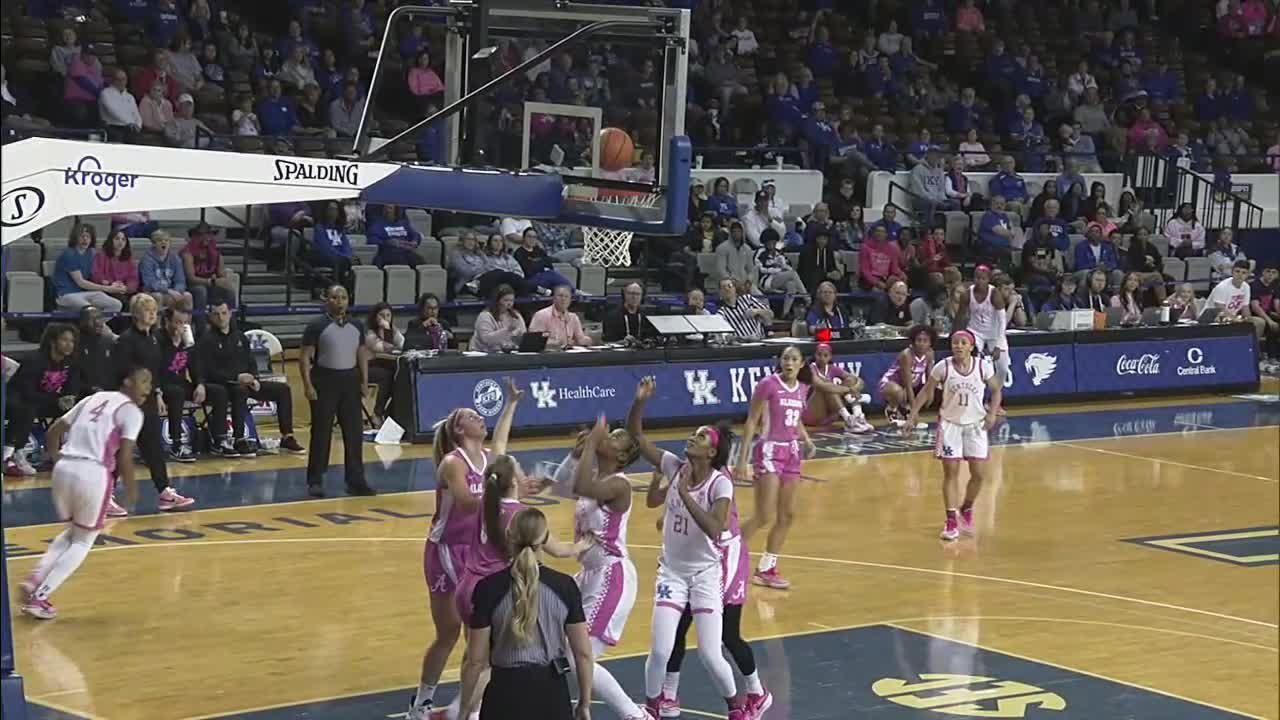 Eniya Russell shows off vision with nice dime vs. Alabama Crimson Tide ...