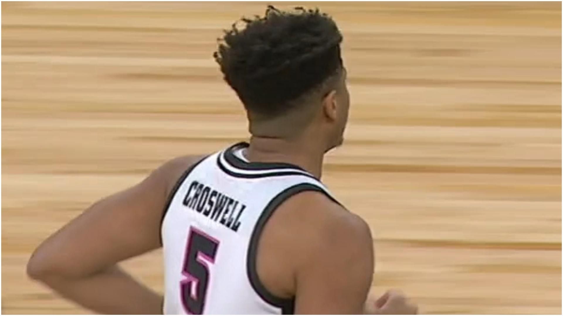 Croswell spins off Kalkbrenner for a dunk on Providence's first play ...