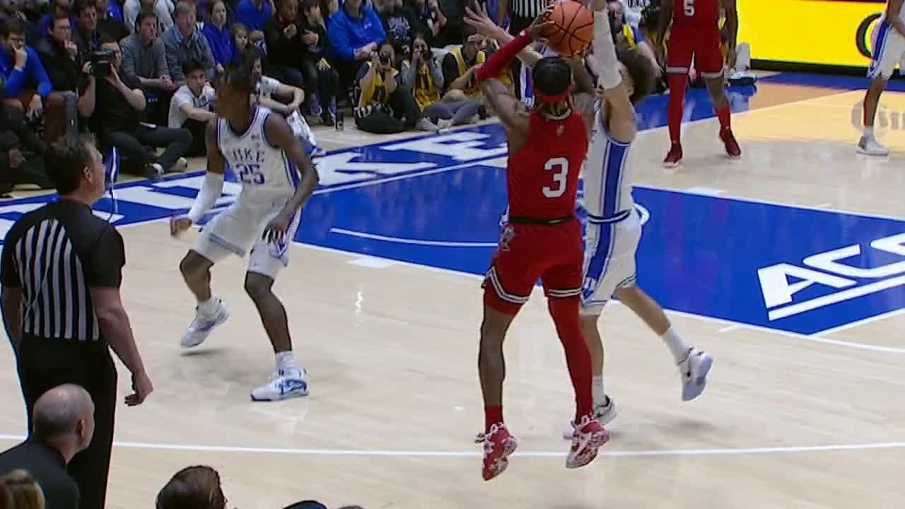 Louisville's El Ellis buries contested 3 - ESPN Video