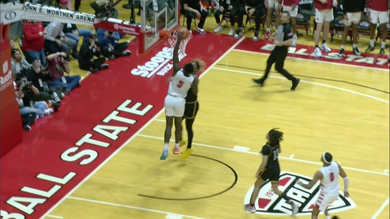 Payton Sparks slams it with authority for Ball State - ESPN Video