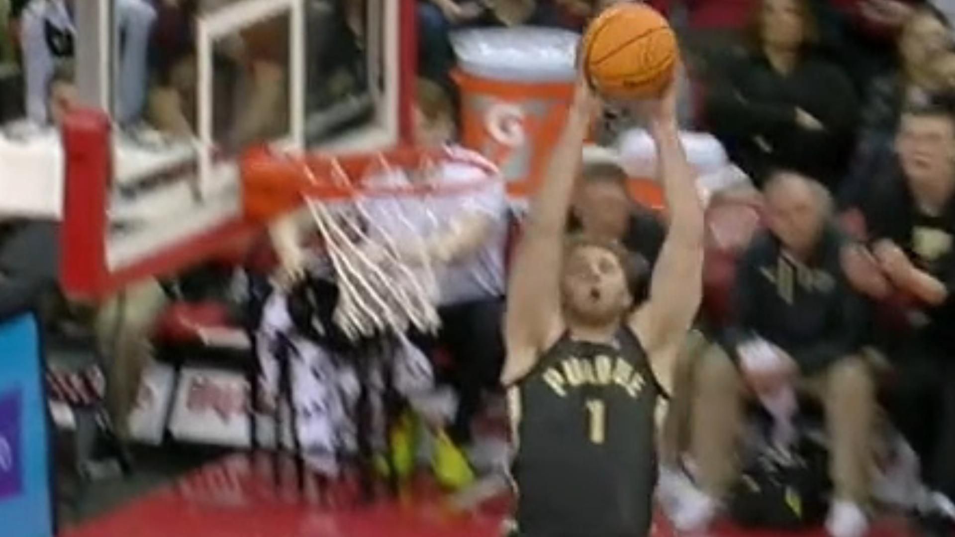Caleb Furst flushes home alley-oop dunk - ESPN Video