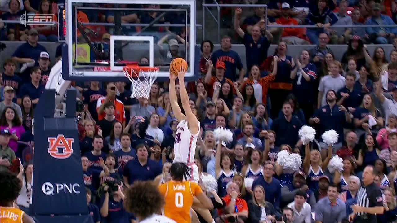 Lior Berman skies for big dunk - ESPN Video