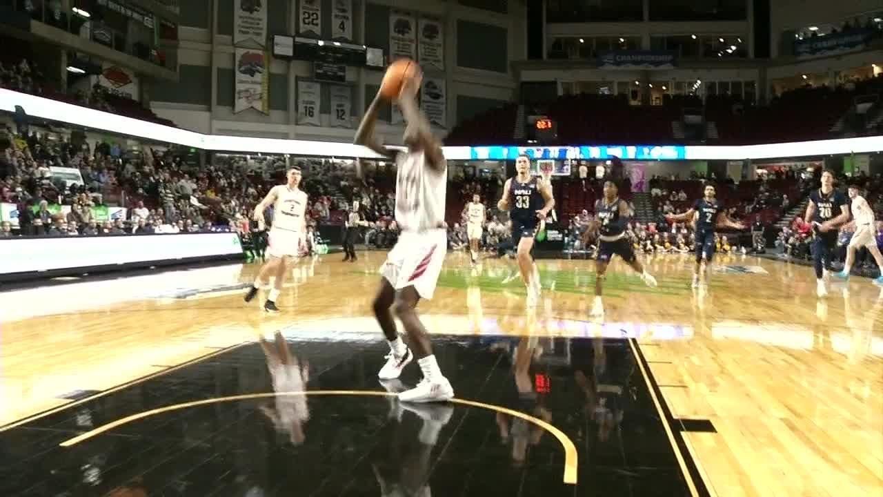 Cedric Coward gets up for the beautiful slam dunk - ESPN Video