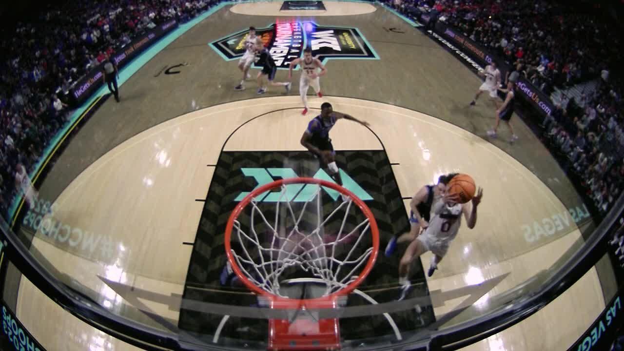 Gideon George with the block and score - ESPN Video
