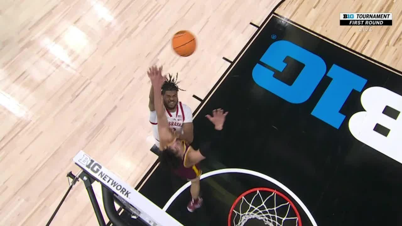 Ta'lon Cooper elevates for the big-time stuff - ESPN Video