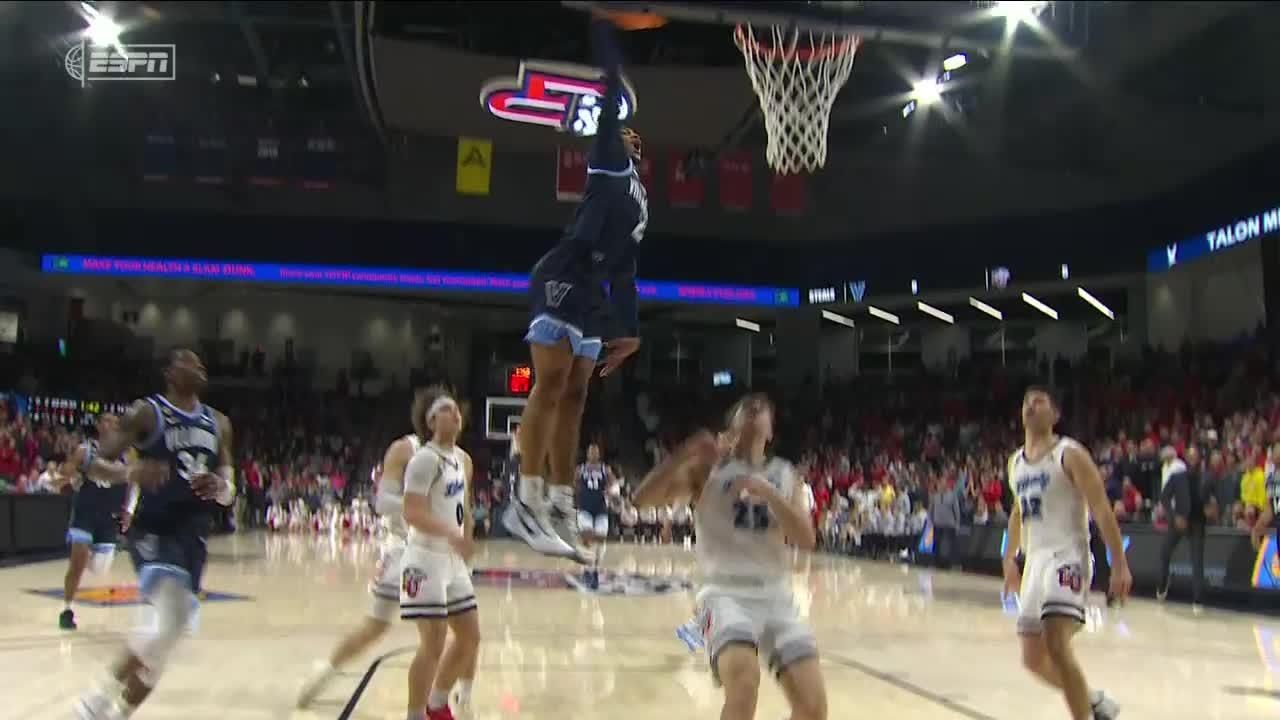 Mark Armstrong throws down big slam vs. Liberty Flames - ESPN Video