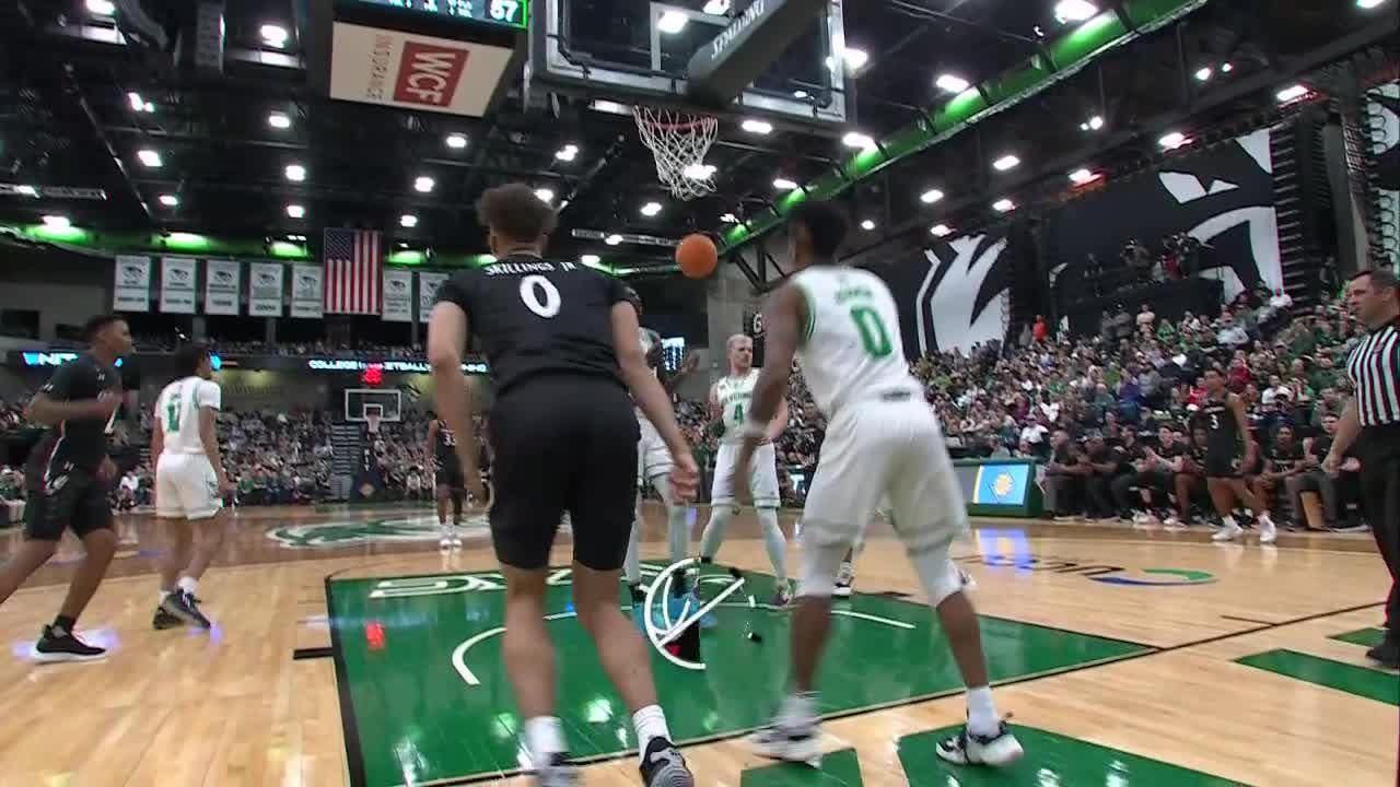Daniel Skillings makes a nice move for the lay-in - ESPN Video