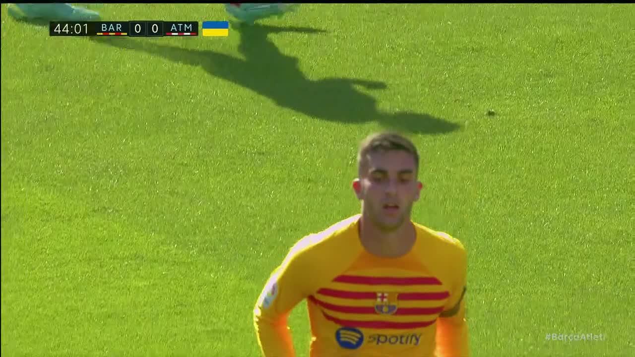 Ferran Torres slides in Barcelona's opening goal - ESPN Video