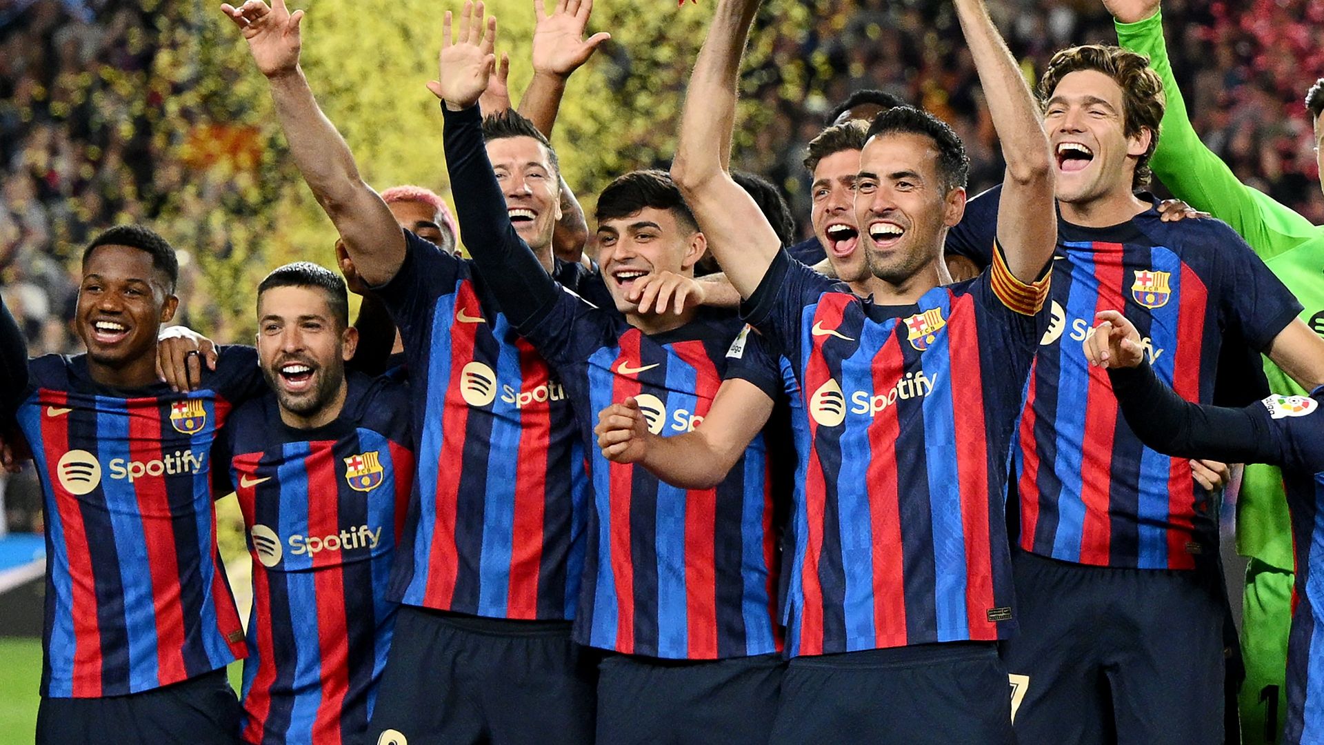 Barcelona lift the LaLiga trophy for the first time in 4 years - ESPN Video