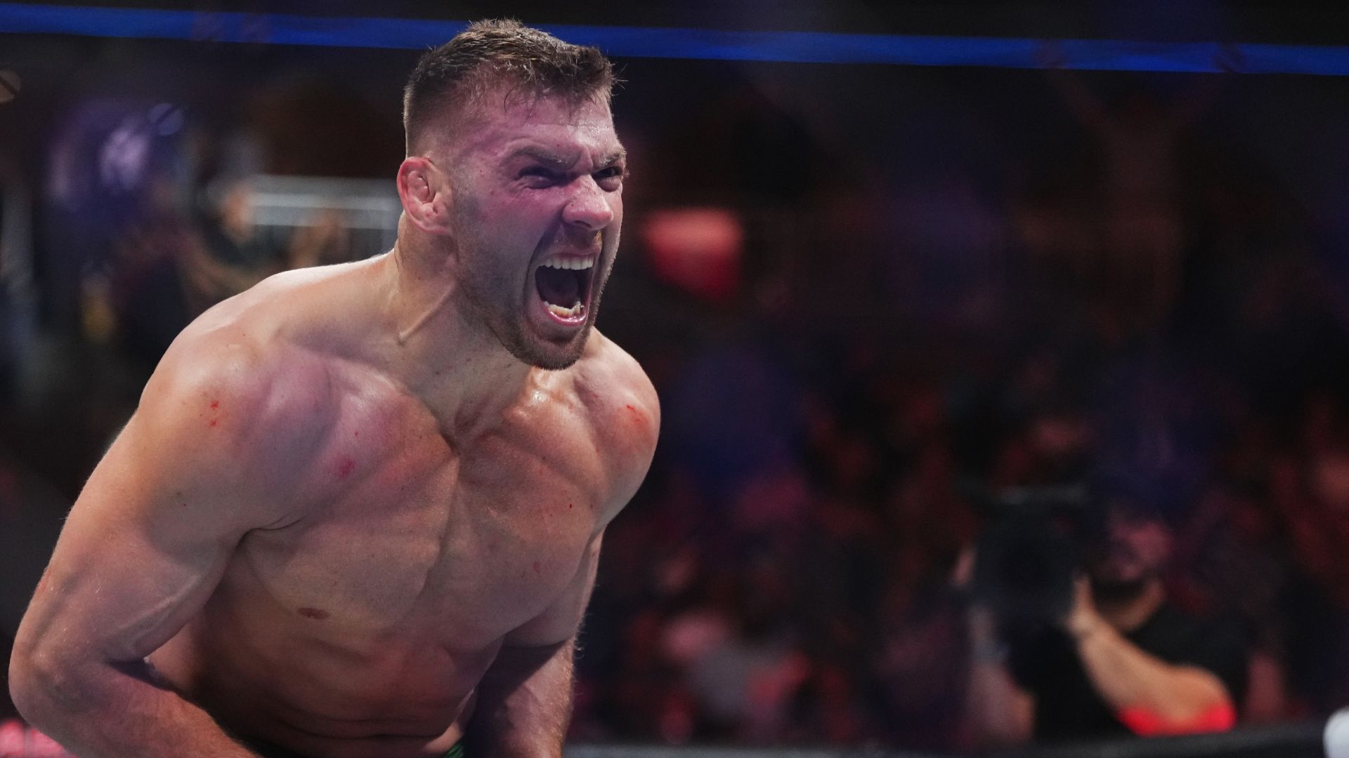 Dricus Du Plessis finishes Robert Whittaker via TKO for crucial win ...